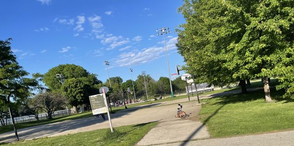 WARREN PARK - Updated April 2026 - 116 Photos & 30 Reviews - 6601 N ...