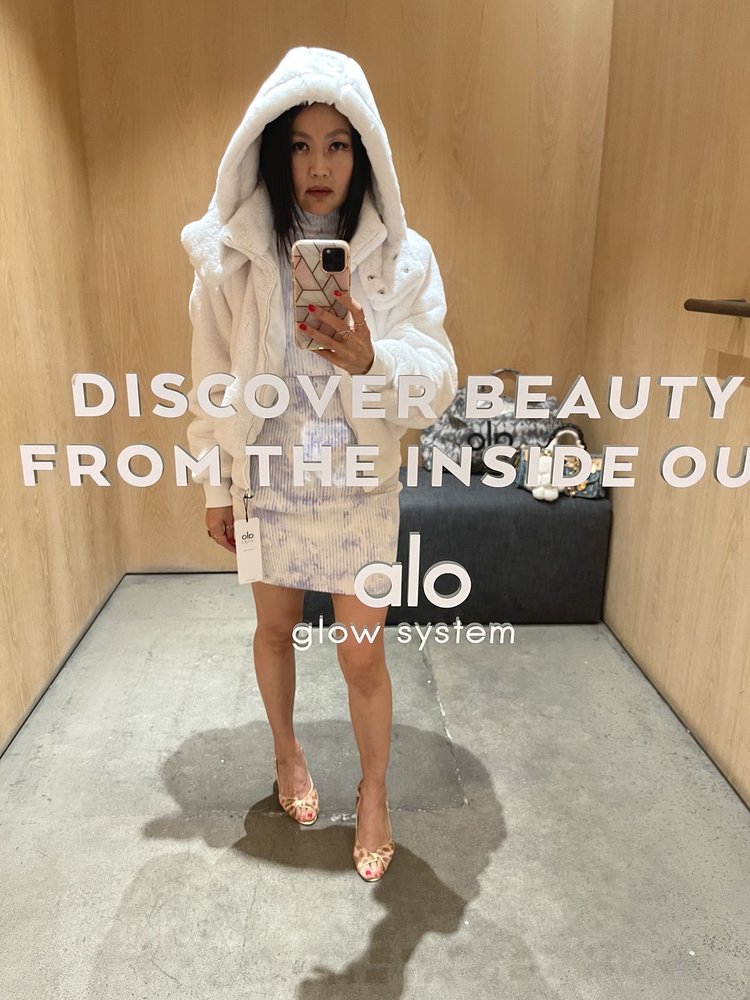 ALO - 108 Photos & 116 Reviews - 370 N Canon Dr, Beverly Hills ...