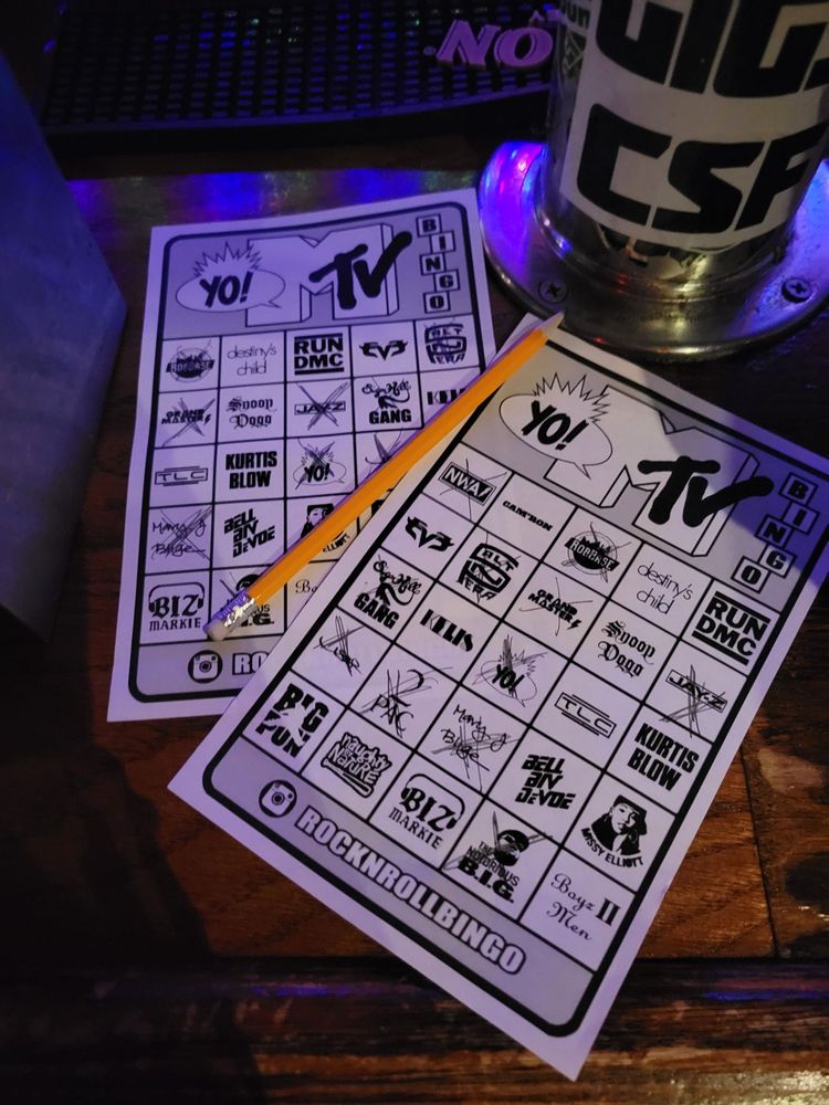 ALLIGATOR LOUNGE - 199 Photos & 538 Reviews - 600 Metropolitan Ave ...