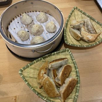 DUMPLING WORLD - Updated June 2024 - 75 Photos & 24 Reviews - 4616 ...