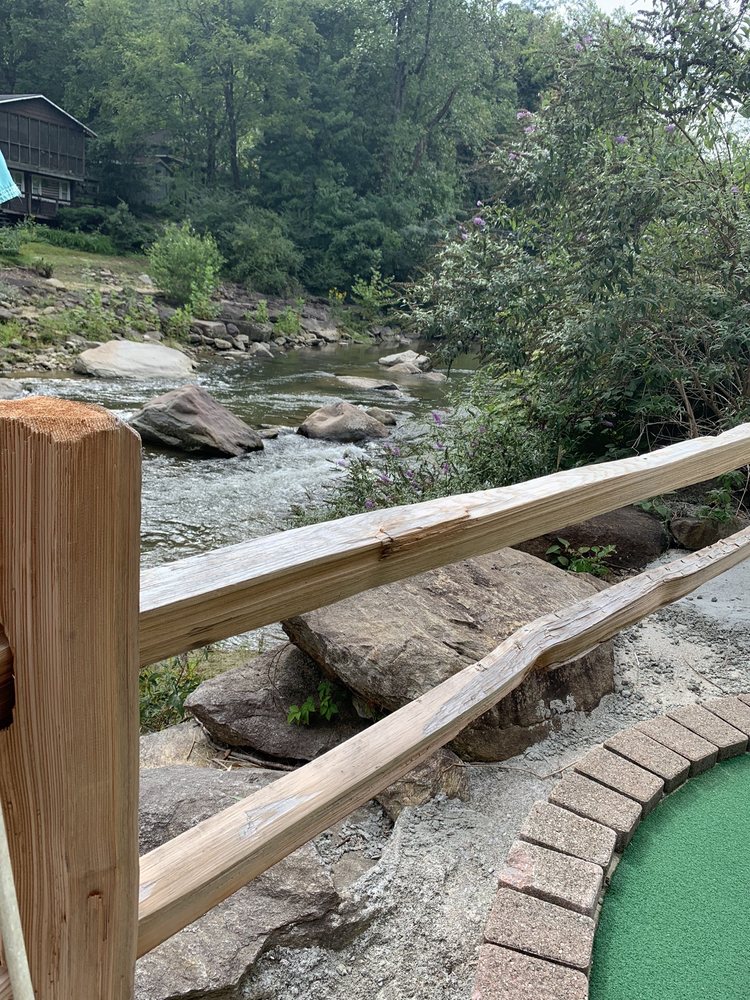 CHIMNEY ROCK MINI GOLF ADVENTURE - Updated December 2025 - 83 Photos ...