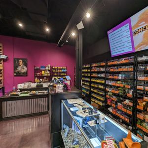 LOCAL CANNABIS COMPANY - Updated January 2025 - 1004 W 45th St, Kansas ...