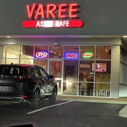 VAREE ASIAN CAFE & BAKERY - Updated January 2026 - 212 Photos & 157 ...