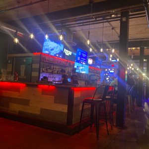 CHESTERFIELD’S TAVOLO - 132 Photos & 132 Reviews - 131 N Genesee St ...