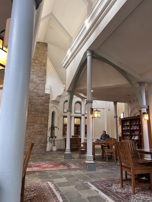 AK SMILEY PUBLIC LIBRARY - Updated December 2025 - 187 Photos & 80 ...