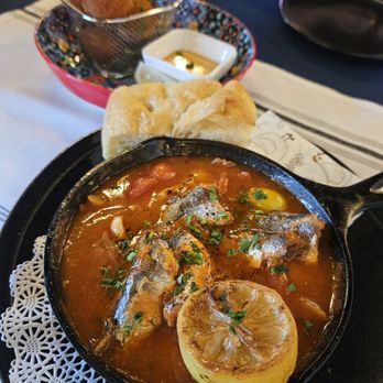 FARIA - Updated April 2025 - 133 Photos & 39 Reviews - 306 Kuulei Rd ...