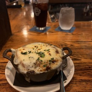 TRAIL DUSTERS TAP AND TABLE - Updated September 2025 - 25 Photos & 19 ...