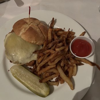 THE CAPTAIN DANIEL PACKER INNE - 448 Photos & 642 Reviews - 32 Water St ...