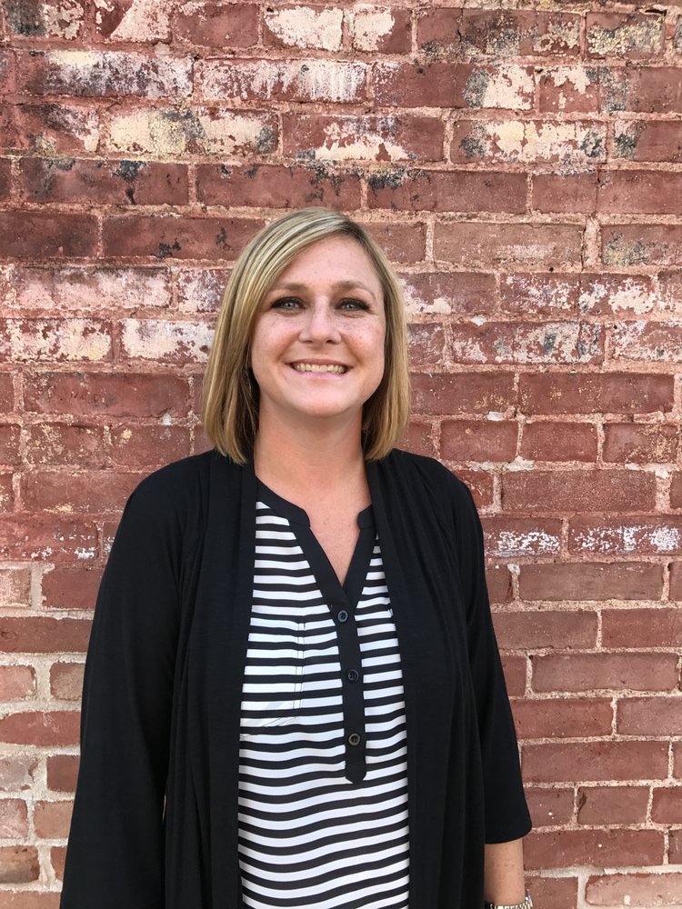 PENDLETON FAMILY OPTOMETRY - 120 E State St, Pendleton, Indiana ...