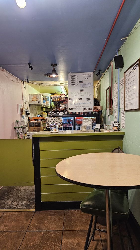 THE 7TH ON WALNUT - Updated July 2024 - 319 E Walnut St, Springfield ...