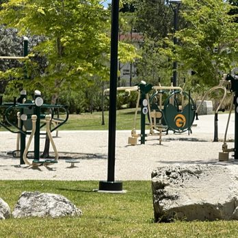 RONALD REAGAN PARK - Updated January 2026 - 20 Photos - 2304 NW 14 St ...