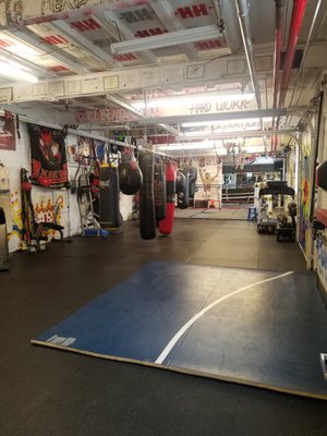 HEAVY HITTING BOXING AND FITNESS - Updated July 2025 - 66 Viaduct Rd ...