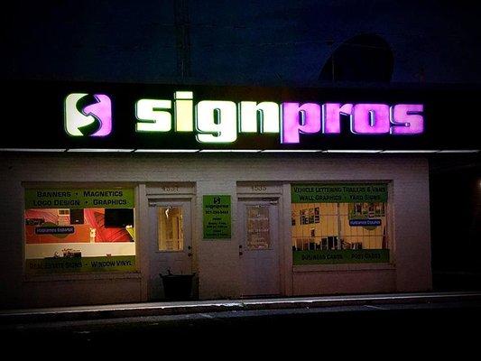 SIGNPROS - Updated March 2025 - 15 Photos - 4535 Summer Ave, Memphis, Tennessee - Signmaking ...