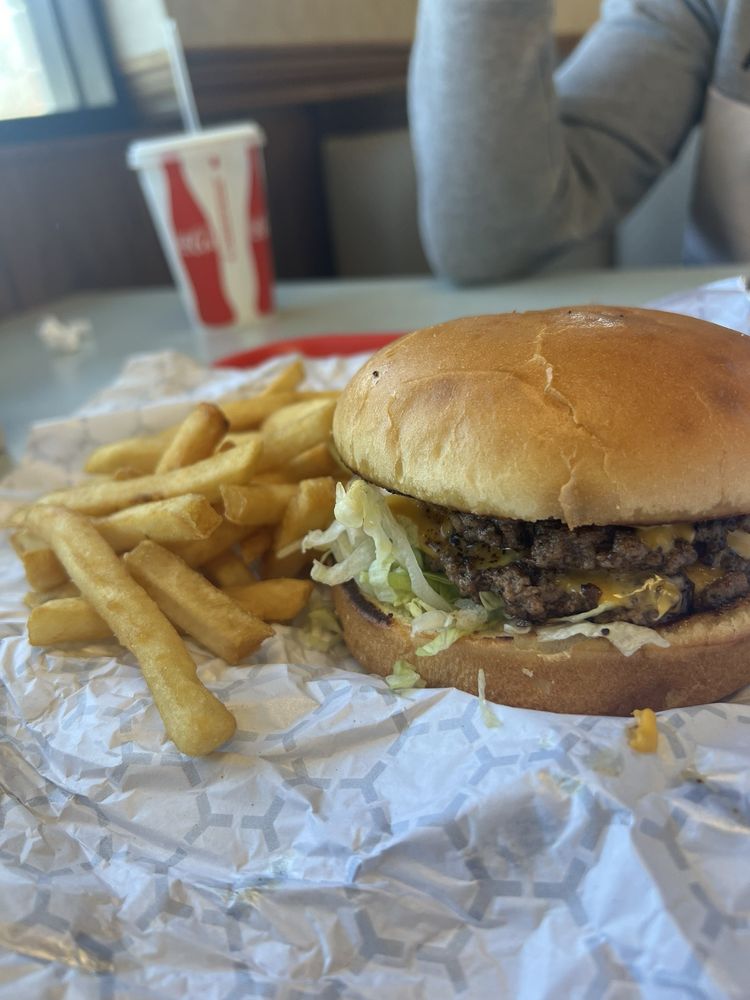 FOOD SHACK - Updated August 2025 - 840 W Bristol St, Elkhart, Indiana ...