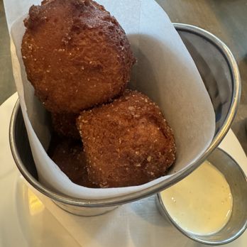 WHITE DOG CAFE - HAVERFORD - Updated March 2025 - 380 Photos & 319 ...