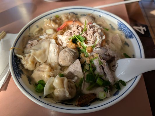 NEW TUNG KEE NOODLE HOUSE - Updated April 2025 - 168 Photos & 221 ...