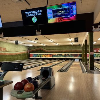 PADDOCK BOWL - Updated December 2025 - 83 Photos & 121 Reviews - 5915 ...