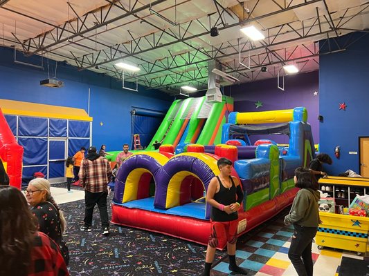 PUMP IT UP MURRIETA - Updated October 2025 - 152 Photos & 136 Reviews ...