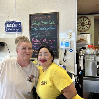 PATSY MAES CAFE - CLOSED - Updated October 2025 - 76 Photos & 41 ...