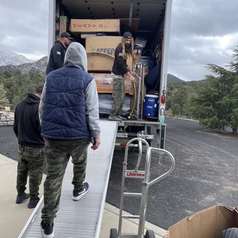 MOVING TEAM SIX - Updated August 2025 - 98 Photos & 138 Reviews - 33 W ...