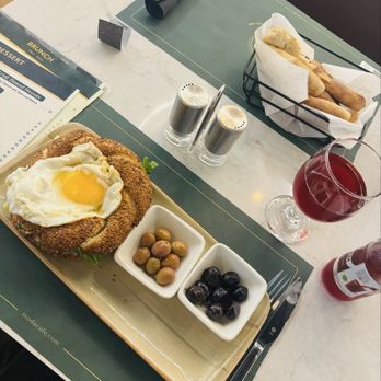 MODA CAFE AND RESTAURANT - Updated November 2025 - 345 Photos & 106 ...