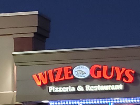 WIZE GUYS PIZZERIA & RESTAURANT - 39 Photos & 81 Reviews - 380 W Pleasantview Ave, Hackensack ...