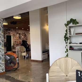 BILIA EATERY & COFFEE - Updated September 2024 - 494 Photos & 302 ...