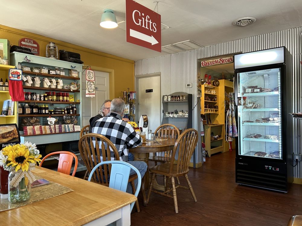 DOUBLE L COUNTRY STORE AND CAFE - Updated October 2025 - 15 Photos & 12 ...