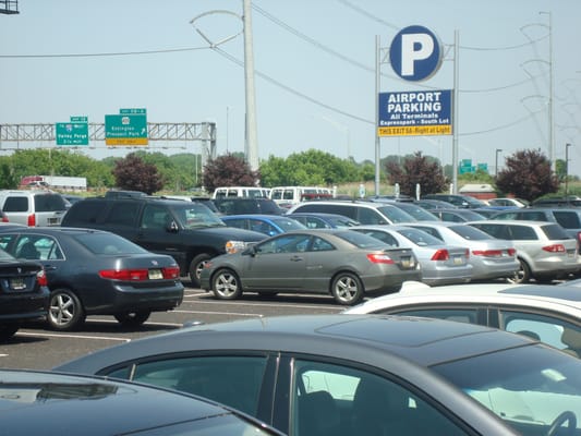 EXPRESSPARK SOUTH LOT - Updated December 2025 - 34 Photos & 90 Reviews ...