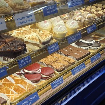 MIKE’S PASTRY - Updated April 2025 - 8035 Photos & 9308 Reviews - 300 ...
