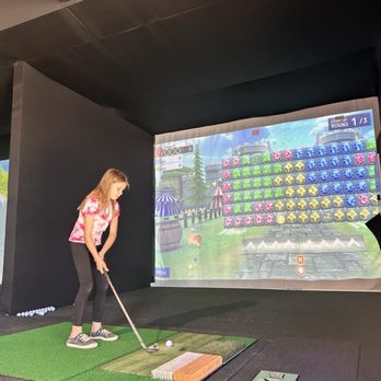 SCRATCH INDOOR GOLF - Updated December 2025 - 26 Photos & 10 Reviews ...