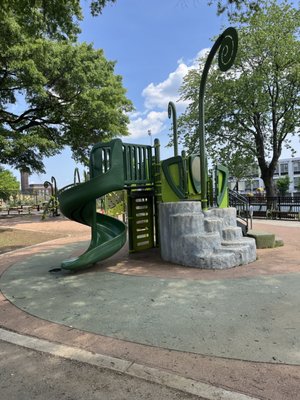 HARRY THOMAS RECREATION CENTER - Updated November 2025 - 22 Photos & 18 ...