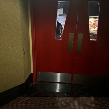 AMC AVENUE FORSYTH 12 - Updated December 2025 - 172 Photos & 134 ...