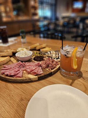 ROMA TABLE - Updated December 2025 - 215 Photos & 191 Reviews - 1503 ...