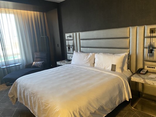 RENAISSANCE OKLAHOMA CITY DOWNTOWN BRICKTOWN HOTEL - Updated May 2024 ...