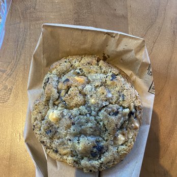 FIREMAN DEREK’S BAKE SHOP - Updated December 2024 - 658 Photos & 293 ...