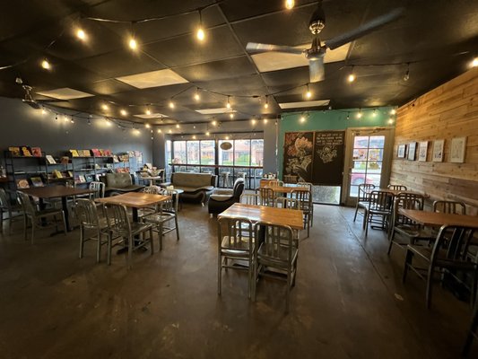 BIRDCAGE COMICS CAFE - CLOSED - Updated August 2025 - 324 Photos & 224 ...