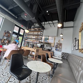 CAFE DE MIRO - Updated November 2024 - 152 Photos & 113 Reviews - 1878 ...