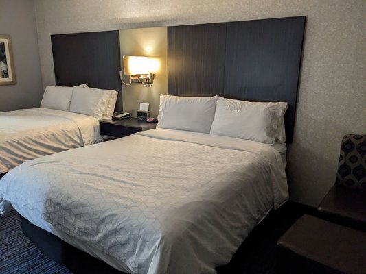 HOLIDAY INN CARLSBAD - SAN DIEGO - Updated June 2024 - 211 Photos & 208 ...