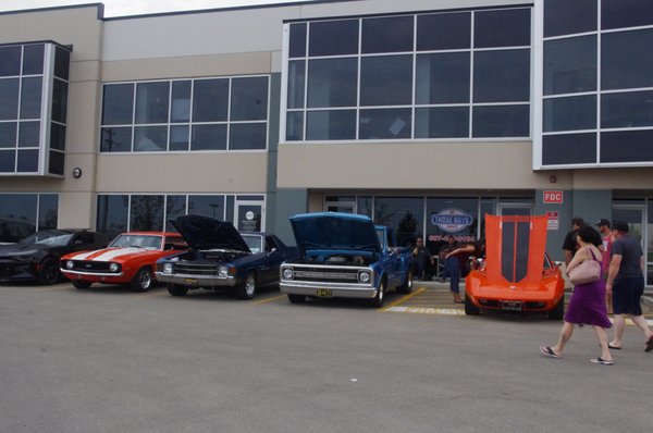 THOSE GUYS GARAGE - Updated December 2025 - 28 Photos - 241 Portage ...