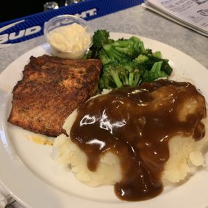 DRAFT CHOICE SPORTS BAR & GRILL - 39 Photos & 64 Reviews - 32201 Kent ...