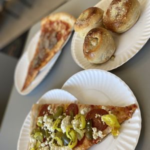 COASTERS PUB & BIERGARTEN - 385 Photos & 546 Reviews - 971A E Eau ...