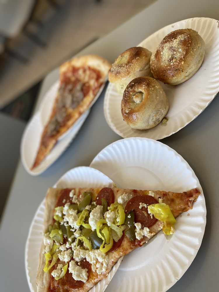 THE ORIGINAL BIZZARRO FAMOUS NY PIZZA - Updated June 2025 - 185 Photos ...