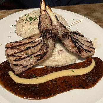 KARL STRAUSS BREWING COMPANY - Updated October 2024 - 1926 Photos ...