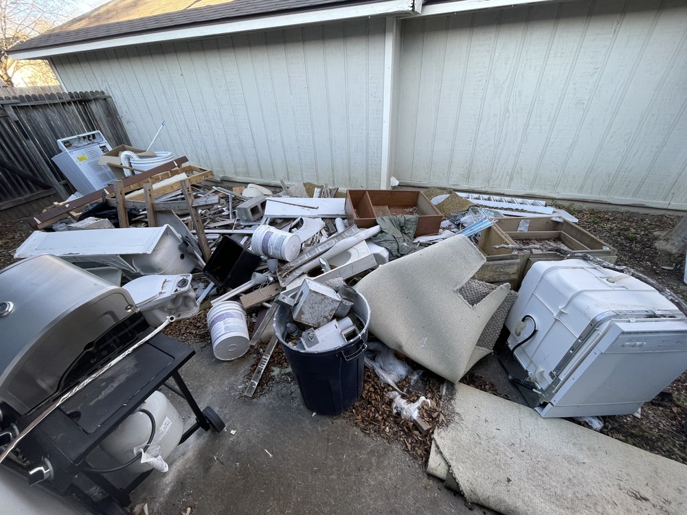 D&M HAULING - Updated October 2025 - 49 Photos - San Antonio, Texas ...