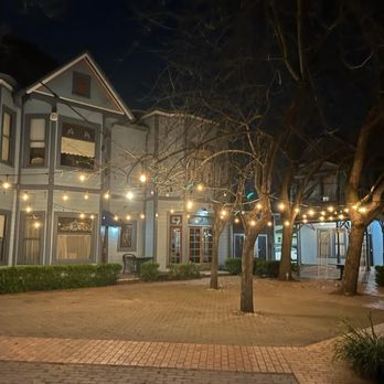 IRWIN STREET INN AND RESTAURANT - Updated October 2025 - 107 Photos ...