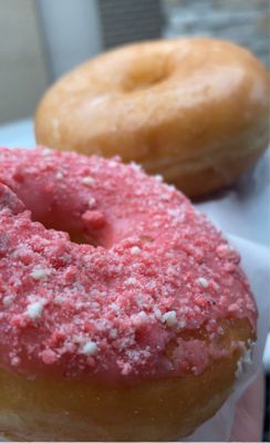 OMG DONUTS & COFFEE - Updated January 2026 - 46 Photos & 55 Reviews ...