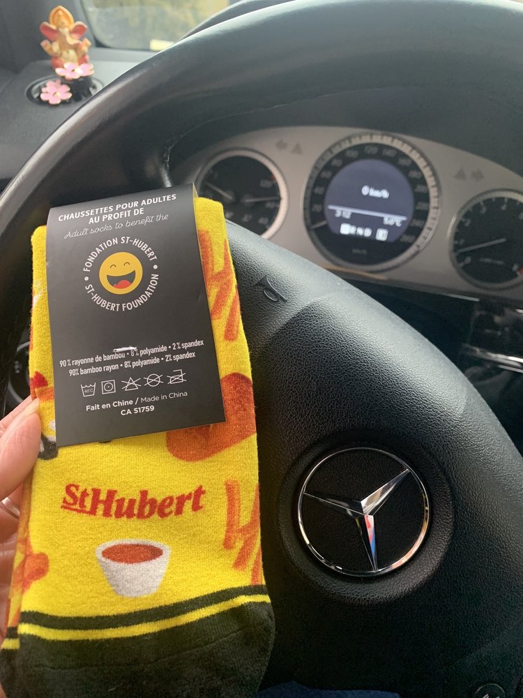 ST-HUBERT EXPRESS - Updated June 2024 - 11 Photos - 1300 Blvd Marcel ...