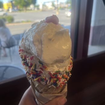 GOOD LIFE ICE CREAM & TREATS - Updated September 2025 - 73 Photos & 51 ...