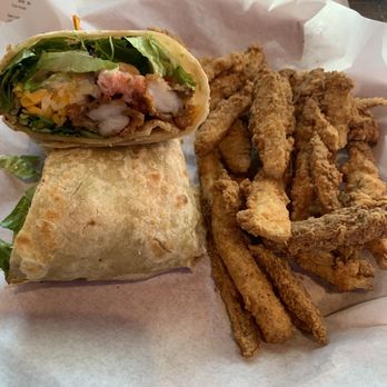 EXECUTIVE SURF CLUB - Updated July 2024 - 319 Photos & 513 Reviews ...